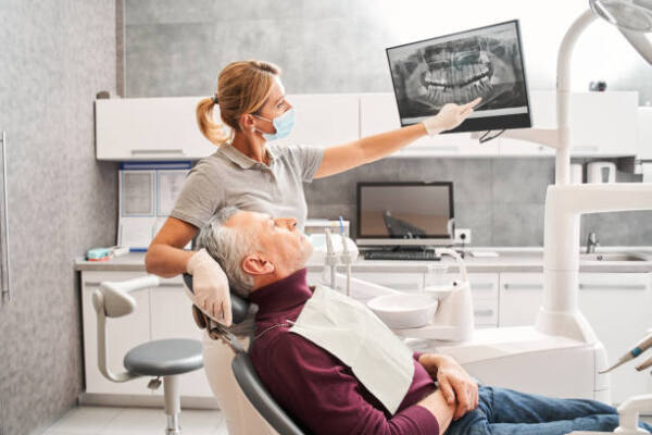 Emergency Care for Bleeding Gums: Causes and Treatment